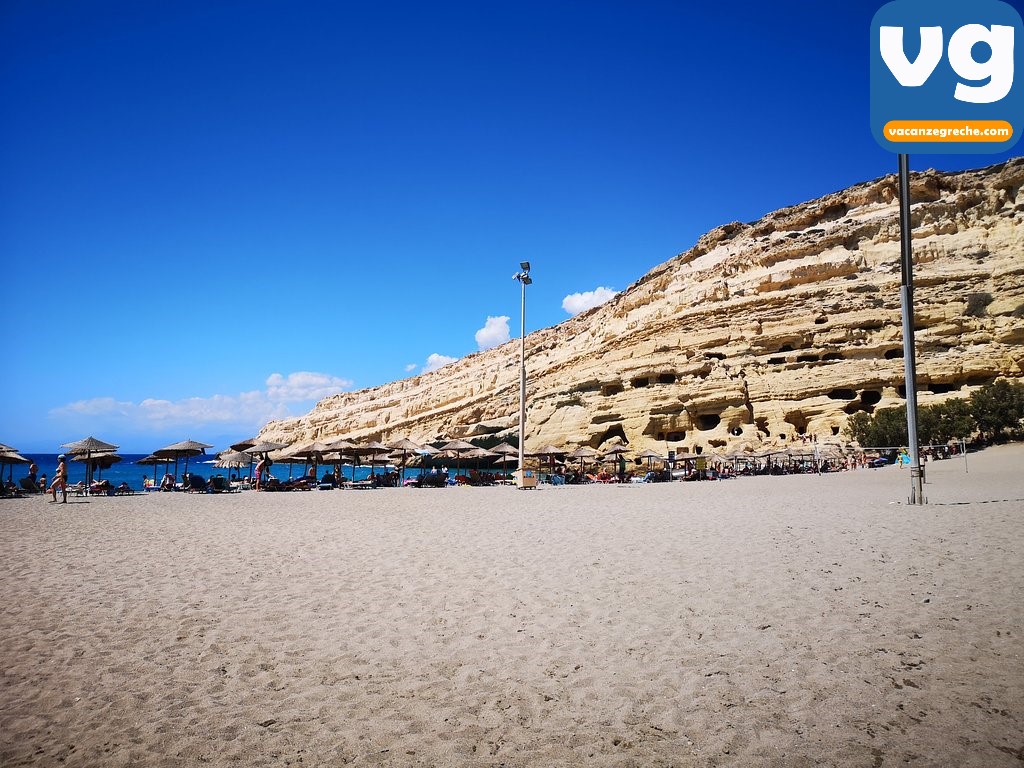 Spiaggia di Matala (Creta) - VacanzeGreche