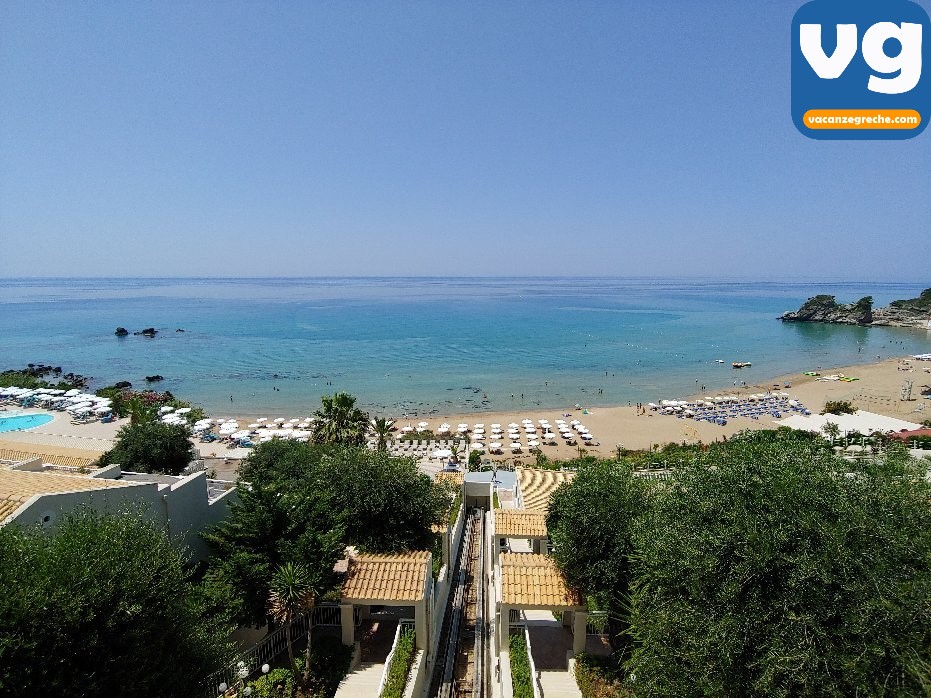 Spiaggia di Pelekas (Corfù) - VacanzeGreche